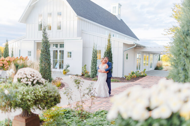Redeemed Farm Scandia MN Wedding | Zeb & Kirsten