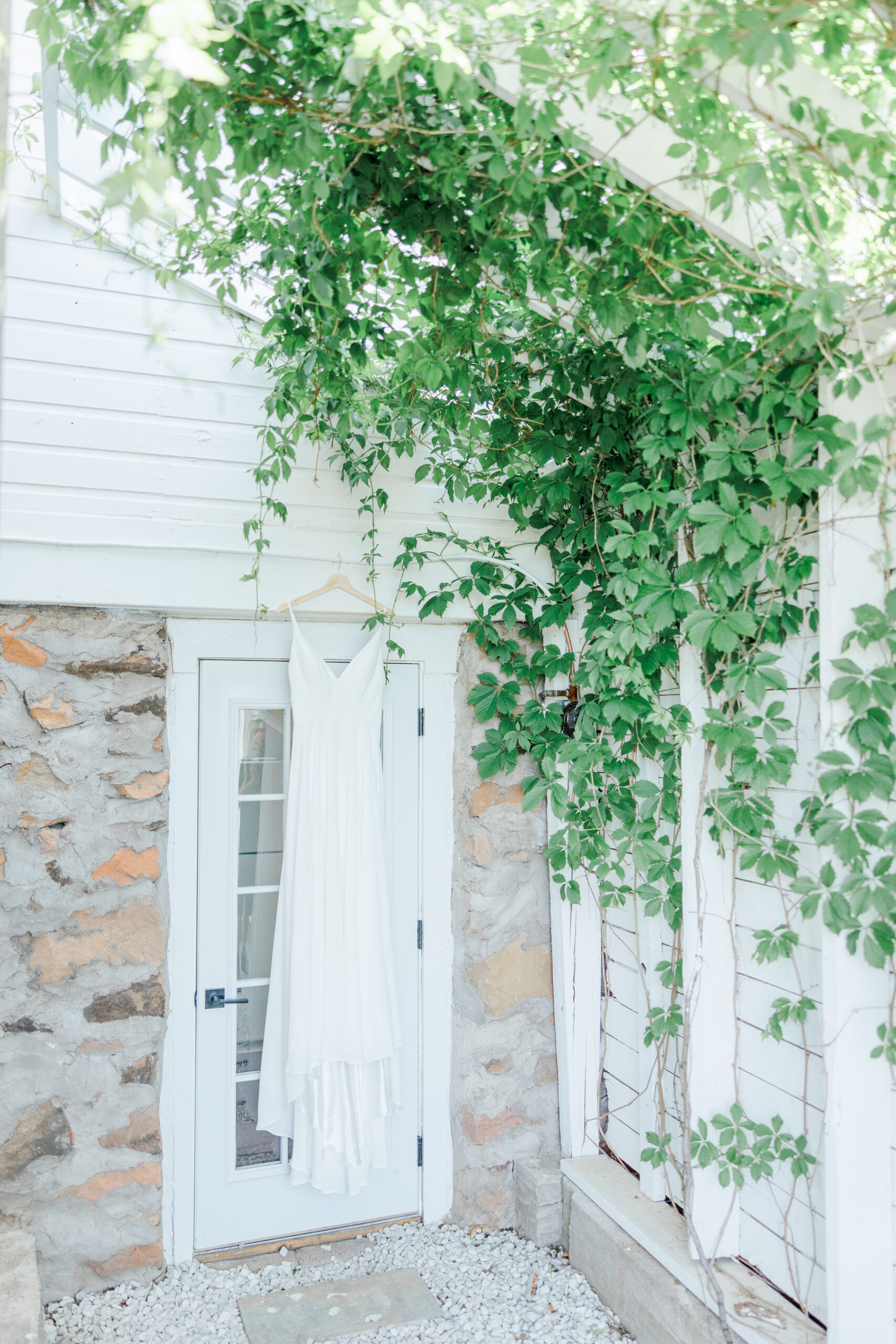 Ivory North Wedding | Owen & Hallee - Moments by Danielle Nicole