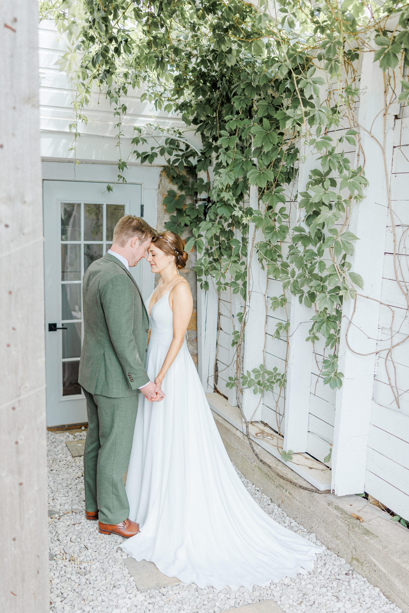 Ivory North Wedding | Owen & Hallee - Moments by Danielle Nicole